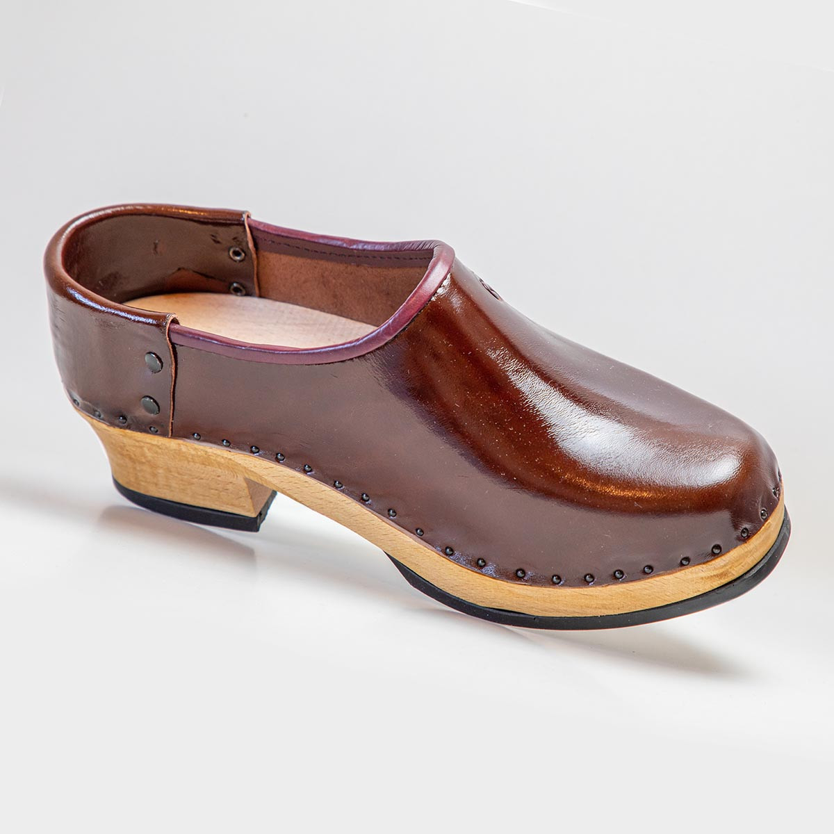 Galoches Vernies Marron (cuir, bois), fabrication artisanale - galoche ...